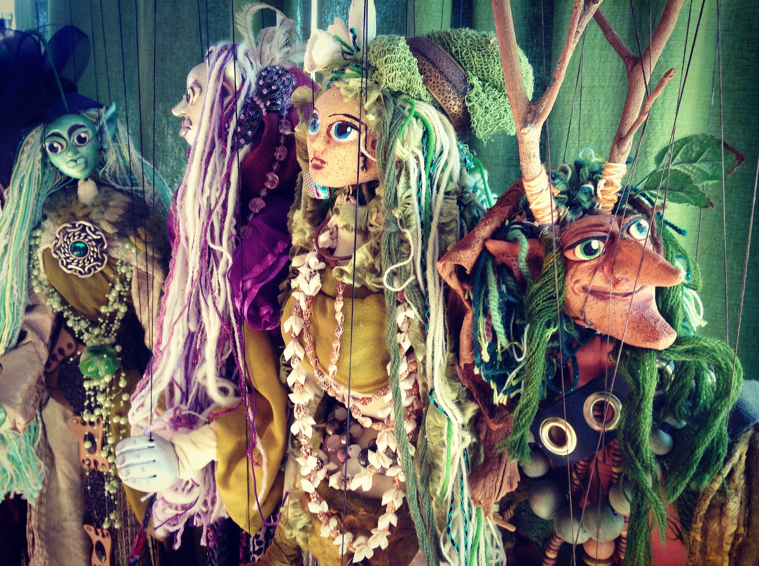 The Squeaking Tribe | Handmade Marionettes & Puppets Australia